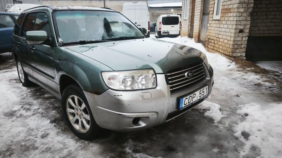 Subaru Forester 2007 in Kaisiadorys, with an engine capacity of 2.00 L and mileage of 221 thousand km for 1499 €, photo 1 on AUTOMOTO.COM.LV