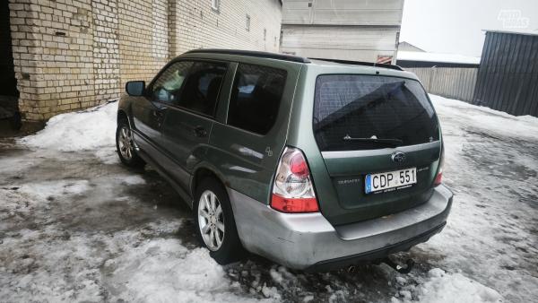 Subaru Forester 2007 in Kaisiadorys, with an engine capacity of 2.00 L and mileage of 221 thousand km for 1499 €, photo 2 on AUTOMOTO.COM.LV