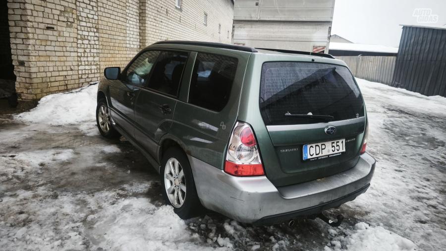 Subaru Forester 2007 in Kaisiadorys, with an engine capacity of 2.00 L and mileage of 221 thousand km for 1499 €, photo 2 on AUTOMOTO.COM.LV