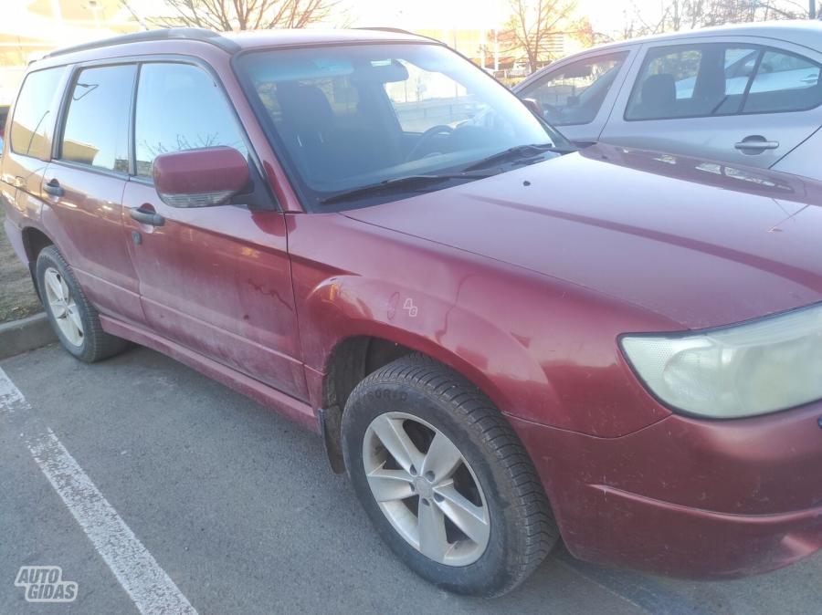 Subaru Forester 2007 in Siauliai, with an engine capacity of 2.00 L and mileage of 354 thousand km for 1650 €, photo 2 on AUTOMOTO.COM.LV