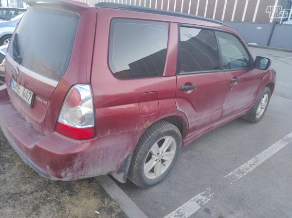 Subaru Forester 2007 in Siauliai, with an engine capacity of 2.00 L and mileage of 354 thousand km for 1650 €, photo 3 on AUTOMOTO.COM.LV