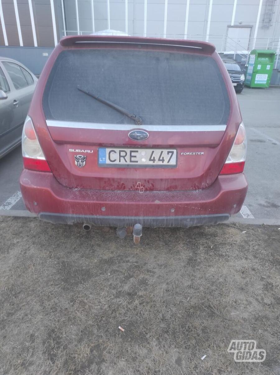 Subaru Forester 2007 in Siauliai, with an engine capacity of 2.00 L and mileage of 354 thousand km for 1650 €, photo 4 on AUTOMOTO.COM.LV
