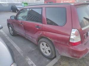 Subaru Forester 2007 in Siauliai, with an engine capacity of 2.00 L and mileage of 354 thousand km for 1650 €, photo 5 on AUTOMOTO.COM.LV