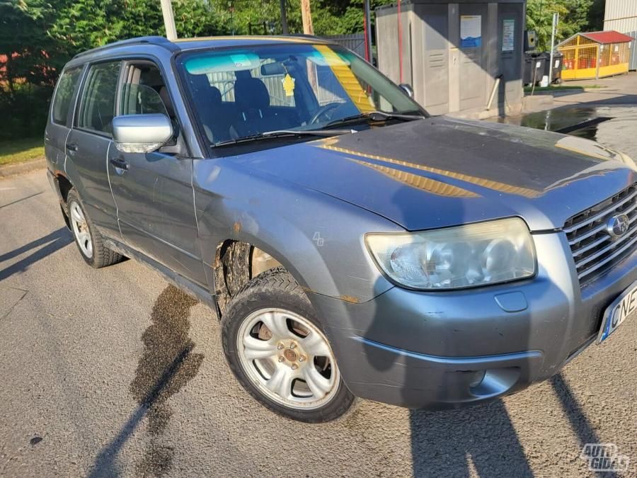 Subaru Forester 2007 in Siauliai, with an engine capacity of 2.00 L and mileage of 330 thousand km for 850 €, photo 10 on AUTOMOTO.COM.LV