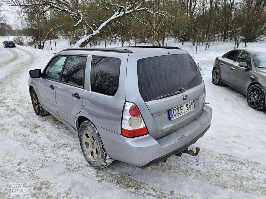 Subaru Forester 2008 Ignalina, ar dzinēja tilpumu 2.00 L un nobraukumu 450 tūkst. km par 1650 €, foto 2 vietnē AUTOMOTO.COM.LV