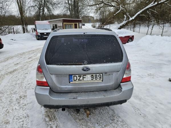 Subaru Forester 2008 in Ignalina, with an engine capacity of 2.00 L and mileage of 450 thousand km for 1650 €, photo 3 on AUTOMOTO.COM.LV