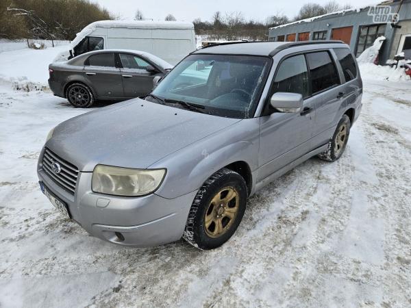 Subaru Forester 2008 in Ignalina, with an engine capacity of 2.00 L and mileage of 450 thousand km for 1650 €, photo 5 on AUTOMOTO.COM.LV