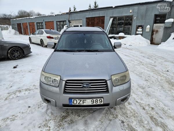 Subaru Forester 2008 in Ignalina, with an engine capacity of 2.00 L and mileage of 450 thousand km for 1650 €, photo 6 on AUTOMOTO.COM.LV