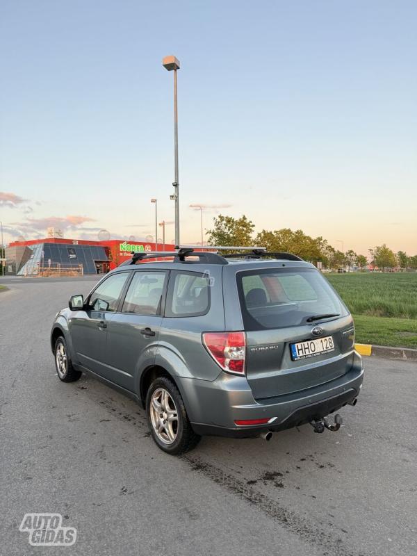 Subaru Forester 2008 in Panevezys, with an engine capacity of 2.00 L and mileage of 300 thousand km for 2750 €, photo 2 on AUTOMOTO.COM.LV