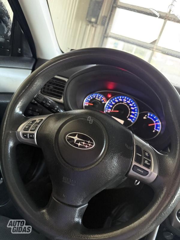 Subaru Forester 2008 in Panevezys, with an engine capacity of 2.00 L and mileage of 300 thousand km for 2750 €, photo 4 on AUTOMOTO.COM.LV