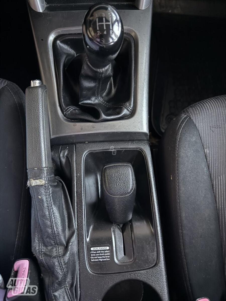 Subaru Forester 2008 in Panevezys, with an engine capacity of 2.00 L and mileage of 300 thousand km for 2750 €, photo 8 on AUTOMOTO.COM.LV