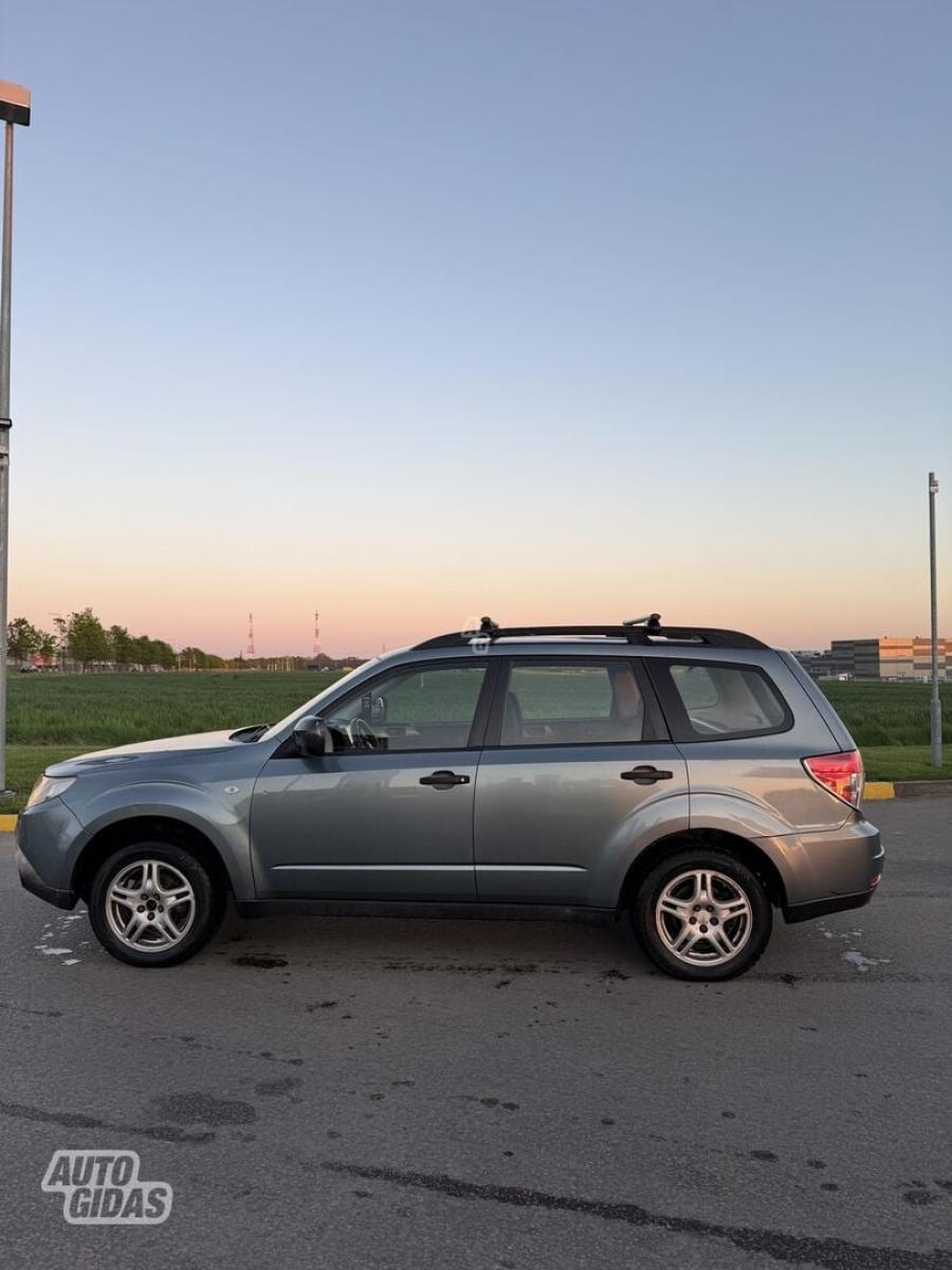 Subaru Forester 2008 in Panevezys, with an engine capacity of 2.00 L and mileage of 300 thousand km for 2750 €, photo 17 on AUTOMOTO.COM.LV