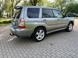 Subaru Forester 2008 Rīga, ar dzinēja tilpumu 2.50 L un nobraukumu 296 tūkst. km par 4000 €, foto 5 vietnē AUTOMOTO.COM.LV