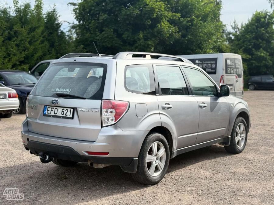 Subaru Forester 2008 in Silute, with an engine capacity of 2.00 L and mileage of 290 thousand km for 2200 €, photo 6 on AUTOMOTO.COM.LV