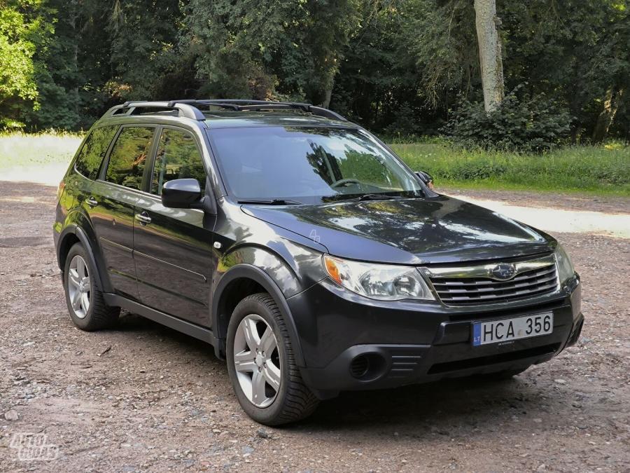Subaru Forester 2008 in Vilnius, with an engine capacity of 2.50 L and mileage of 358 thousand km for 4500 €, photo 1 on AUTOMOTO.COM.LV