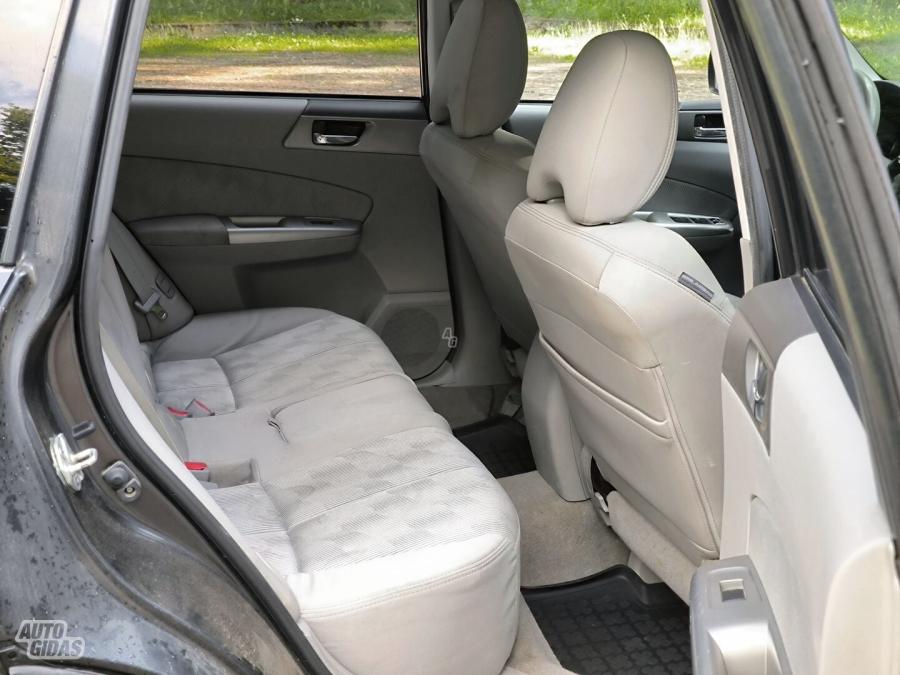 Subaru Forester 2008 in Vilnius, with an engine capacity of 2.50 L and mileage of 358 thousand km for 4500 €, photo 10 on AUTOMOTO.COM.LV