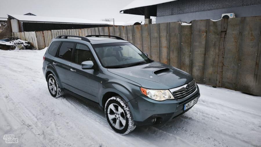 Subaru Forester 2009 in Kaisiadorys, with an engine capacity of 2.50 L and mileage of 101 thousand km for 3300 €, photo 2 on AUTOMOTO.COM.LV