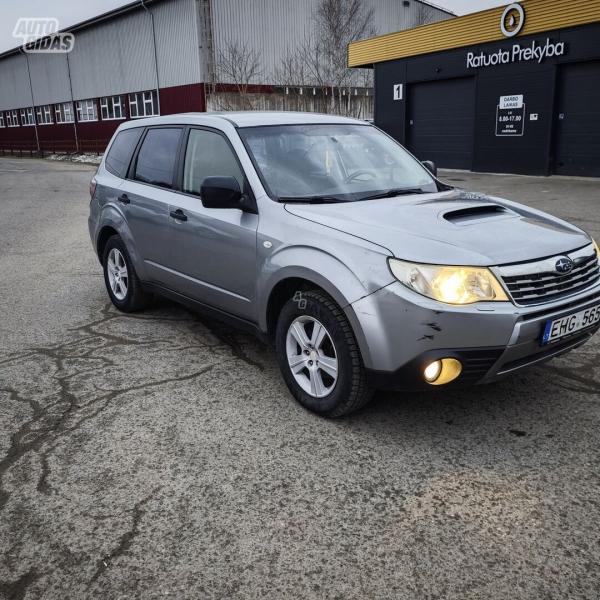 Subaru Forester 2009 in Plunge, with an engine capacity of 2.00 L and mileage of 220 thousand km for 2050 €, photo 1 on AUTOMOTO.COM.LV