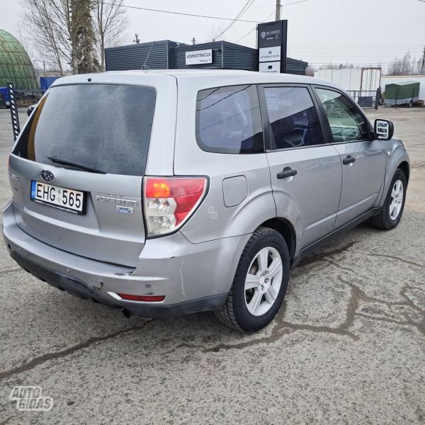 Subaru Forester 2009 in Plunge, with an engine capacity of 2.00 L and mileage of 220 thousand km for 2050 €, photo 6 on AUTOMOTO.COM.LV