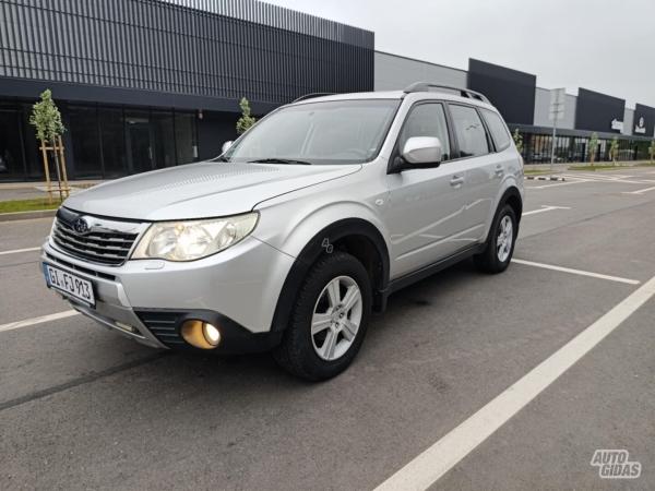 Subaru Forester 2009 in Utena, with an engine capacity of 2.00 L and mileage of 193 thousand km for 5900 €, photo 3 on AUTOMOTO.COM.LV