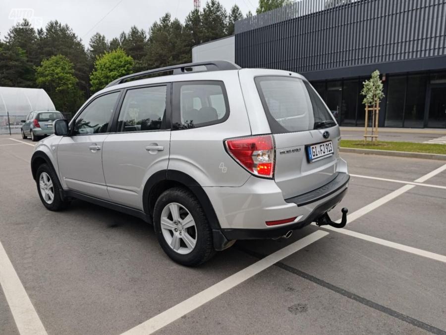 Subaru Forester 2009 in Utena, with an engine capacity of 2.00 L and mileage of 193 thousand km for 5900 €, photo 6 on AUTOMOTO.COM.LV