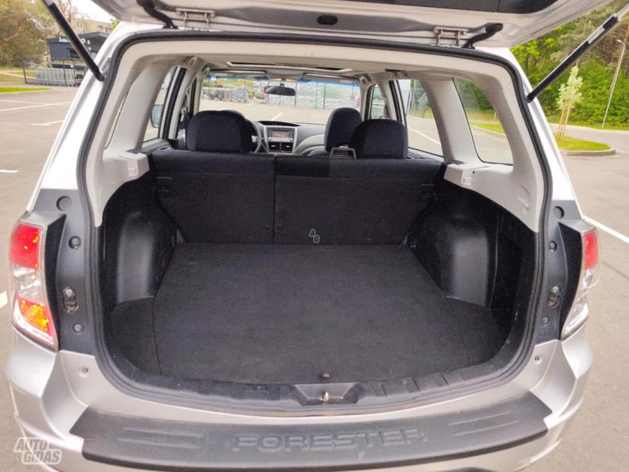 Subaru Forester 2009 in Utena, with an engine capacity of 2.00 L and mileage of 193 thousand km for 5900 €, photo 11 on AUTOMOTO.COM.LV