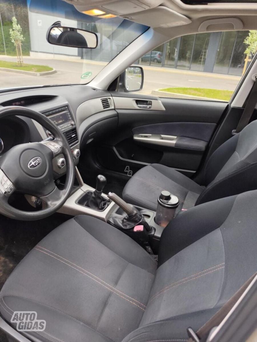 Subaru Forester 2009 in Utena, with an engine capacity of 2.00 L and mileage of 193 thousand km for 5900 €, photo 14 on AUTOMOTO.COM.LV