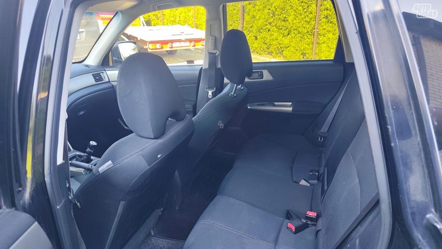 Subaru Forester 2009 in Marijampole, with an engine capacity of 2.00 L and mileage of 309 thousand km for 950 €, photo 12 on AUTOMOTO.COM.LV