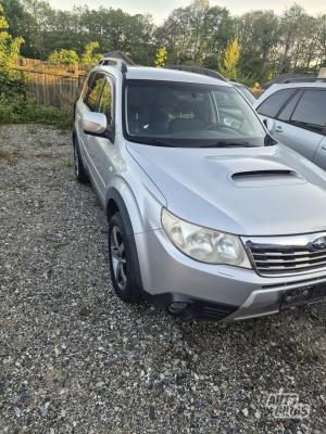 Subaru Forester 2010 Kauņa, ar dzinēja tilpumu 2.00 L un nobraukumu 250 tūkst. km par 1700 €, foto 4 vietnē AUTOMOTO.COM.LV