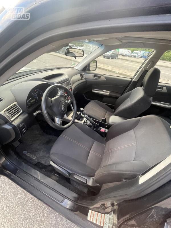 Subaru Forester 2010 in Klaipeda, with an engine capacity of 2.00 L and mileage of 322 thousand km for 2400 €, photo 3 on AUTOMOTO.COM.LV