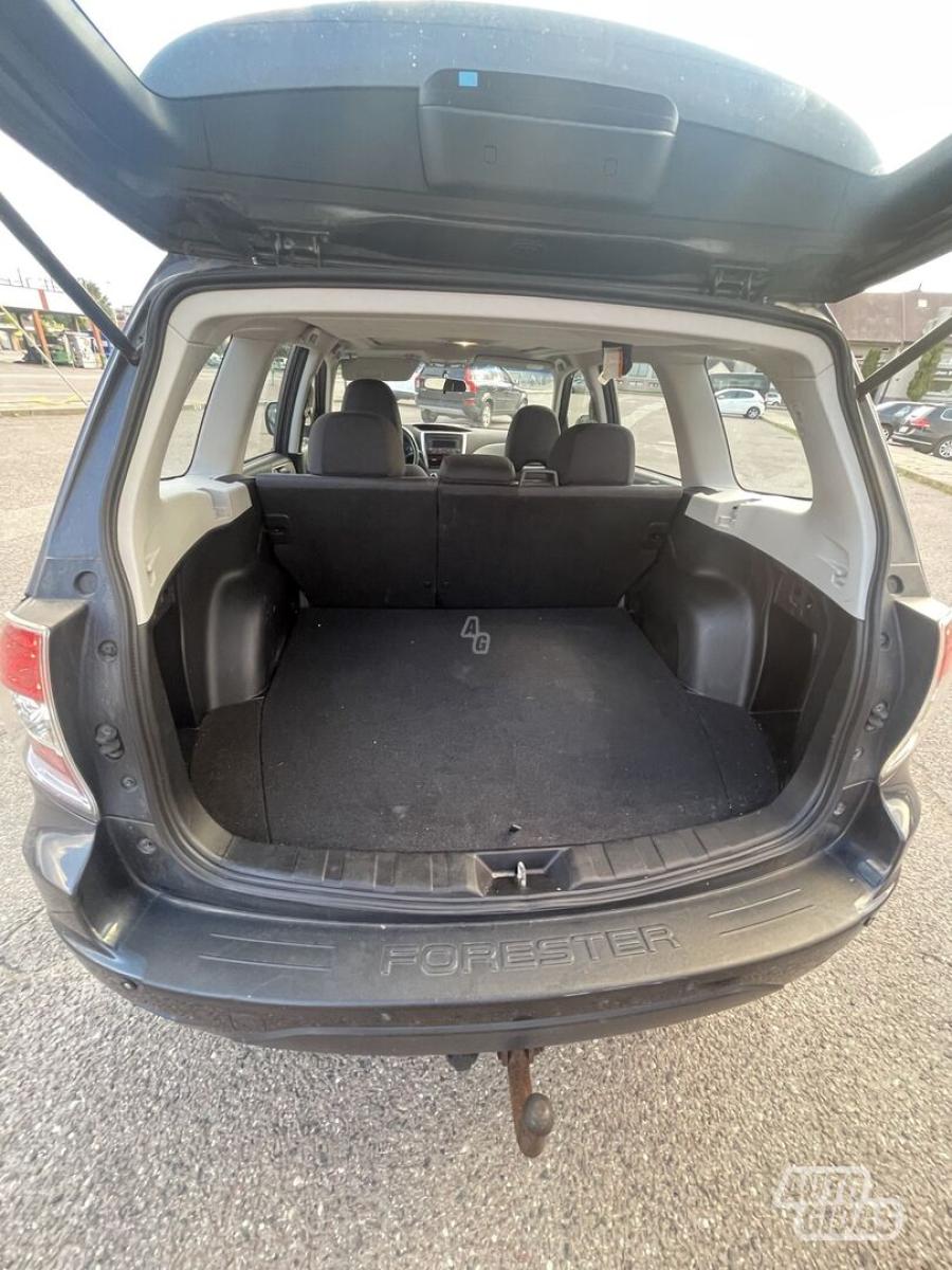 Subaru Forester 2010 in Klaipeda, with an engine capacity of 2.00 L and mileage of 322 thousand km for 2400 €, photo 5 on AUTOMOTO.COM.LV