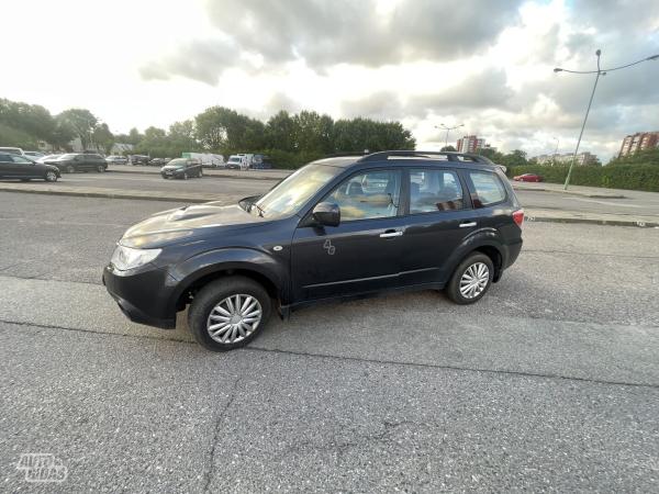 Subaru Forester 2010 in Klaipeda, with an engine capacity of 2.00 L and mileage of 322 thousand km for 2400 €, photo 11 on AUTOMOTO.COM.LV