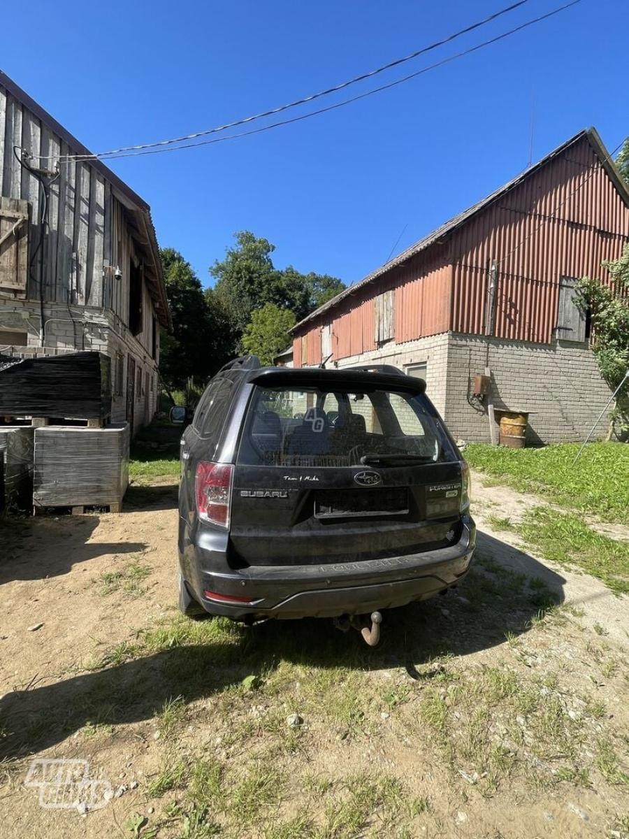 Subaru Forester 2010 in Klaipeda, with an engine capacity of 2.00 L and mileage of 322 thousand km for 2400 €, photo 13 on AUTOMOTO.COM.LV