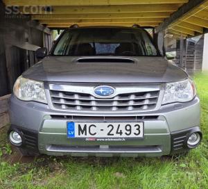 Subaru Forester 2011 in Cesis, with an engine capacity of 2.00 L and mileage of 317 thousand km for 3700 €, photo 1 on AUTOMOTO.COM.LV