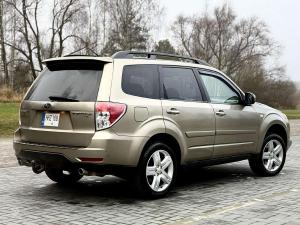 Subaru Forester 2011 in Siauliai, with an engine capacity of 2.50 L and mileage of 287 thousand km for 4200 €, photo 6 on AUTOMOTO.COM.LV