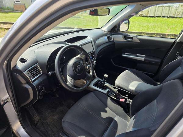 Subaru Forester 2011 in Kaunas, with an engine capacity of 2.00 L and mileage of 300 thousand km for 999 €, photo 7 on AUTOMOTO.COM.LV