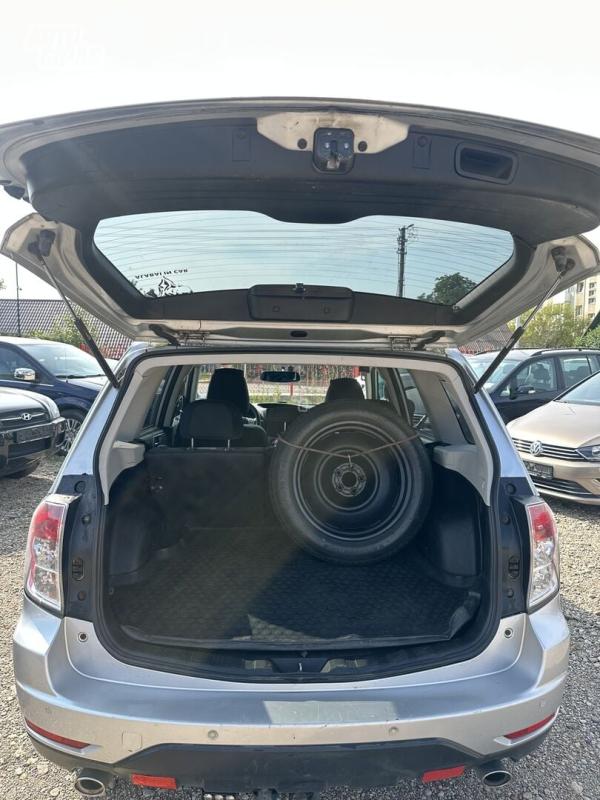 Subaru Forester 2011 in Pabrade, with an engine capacity of 2.50 L and mileage of 300 thousand km for 4350 €, photo 7 on AUTOMOTO.COM.LV