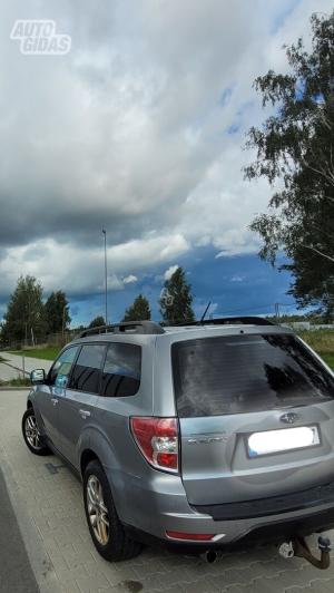 Subaru Forester 2011 Viļņa, ar dzinēja tilpumu 2.00 L un nobraukumu 257 tūkst. km par 3500 €, foto 6 vietnē AUTOMOTO.COM.LV