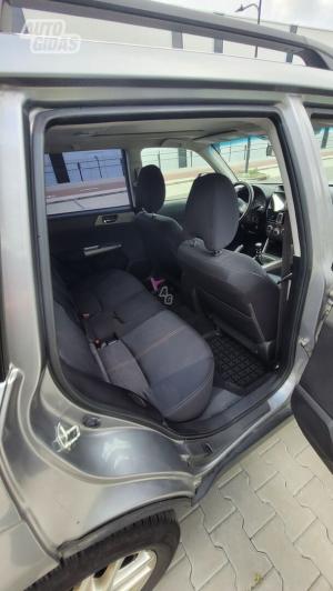Subaru Forester 2011 Viļņa, ar dzinēja tilpumu 2.00 L un nobraukumu 257 tūkst. km par 3500 €, foto 17 vietnē AUTOMOTO.COM.LV
