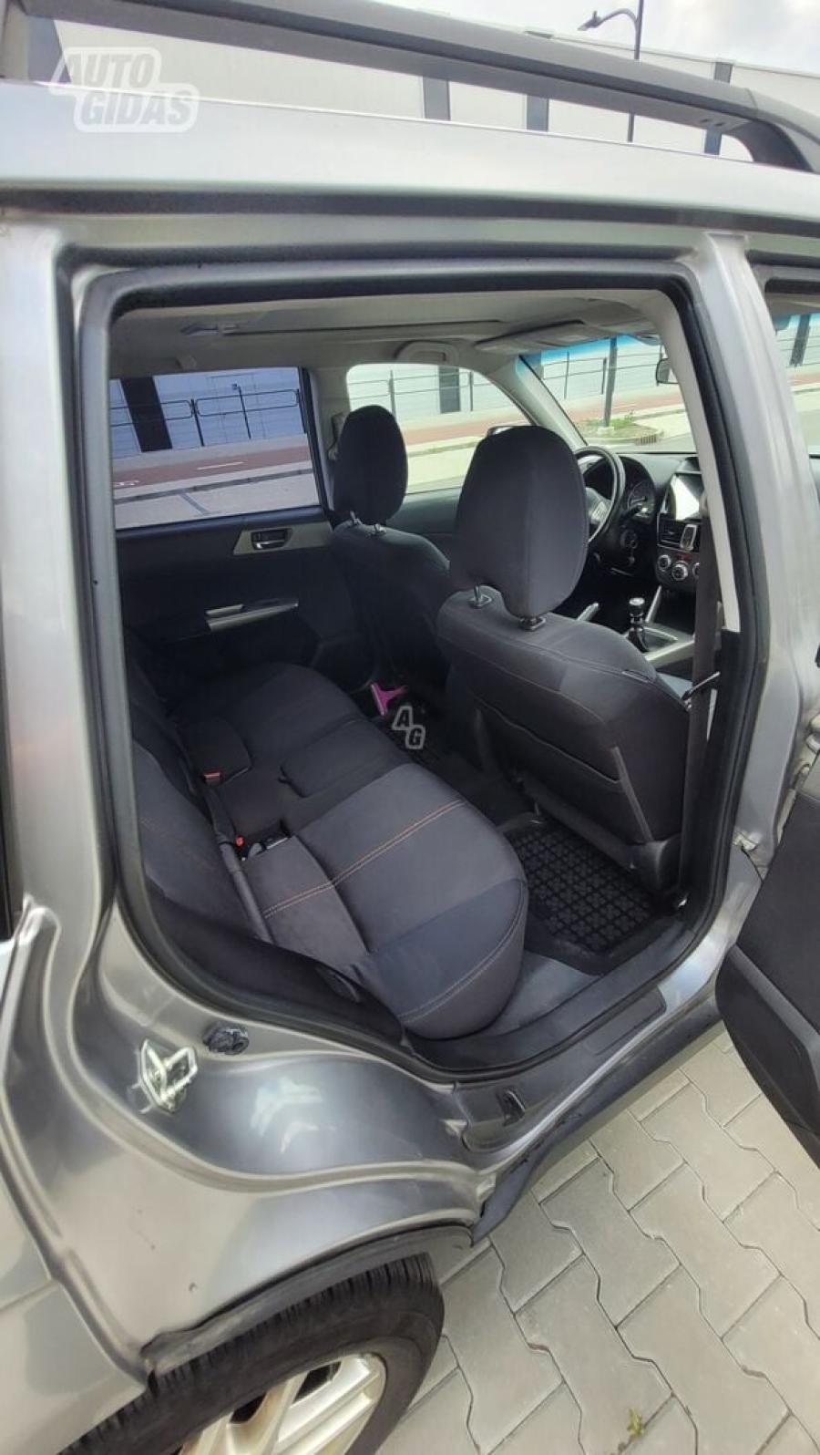 Subaru Forester 2011 Viļņa, ar dzinēja tilpumu 2.00 L un nobraukumu 257 tūkst. km par 3500 €, foto 17 vietnē AUTOMOTO.COM.LV