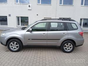 Subaru Forester 2012 in Balvi, with an engine capacity of 2.00 L and mileage of 215 thousand km for 1999 €, photo 6 on AUTOMOTO.COM.LV