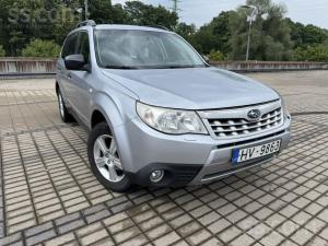 Subaru Forester 2012 in Riga, with an engine capacity of 2.00 L and mileage of 335 thousand km for 2800 €, photo 1 on AUTOMOTO.COM.LV
