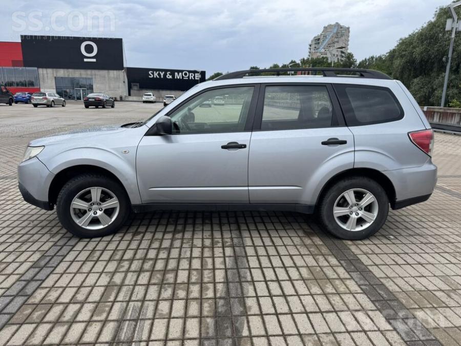 Subaru Forester 2012 in Riga, with an engine capacity of 2.00 L and mileage of 335 thousand km for 2800 €, photo 4 on AUTOMOTO.COM.LV