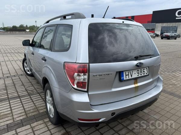 Subaru Forester 2012 in Riga, with an engine capacity of 2.00 L and mileage of 335 thousand km for 2800 €, photo 5 on AUTOMOTO.COM.LV