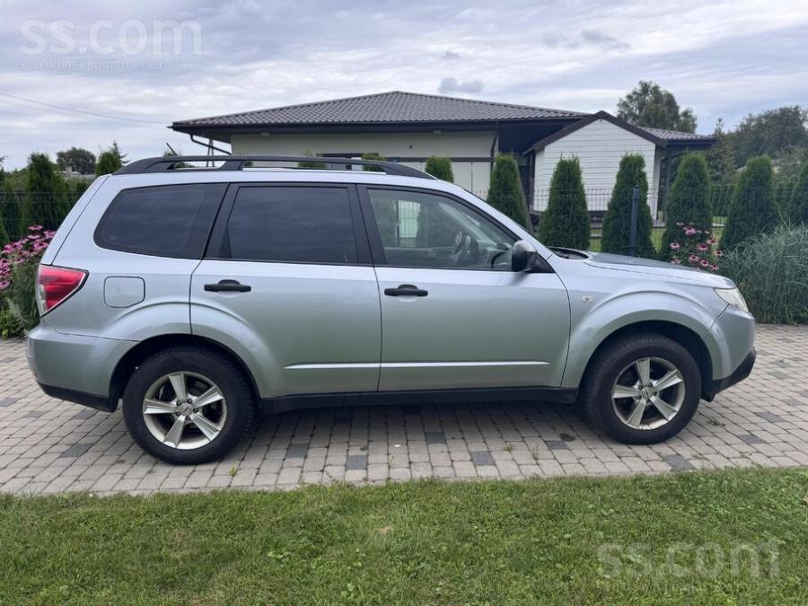 Subaru Forester 2012 Rīga, ar dzinēja tilpumu 2.00 L un nobraukumu 244 tūkst. km par 4998 €, foto 1 vietnē AUTOMOTO.COM.LV