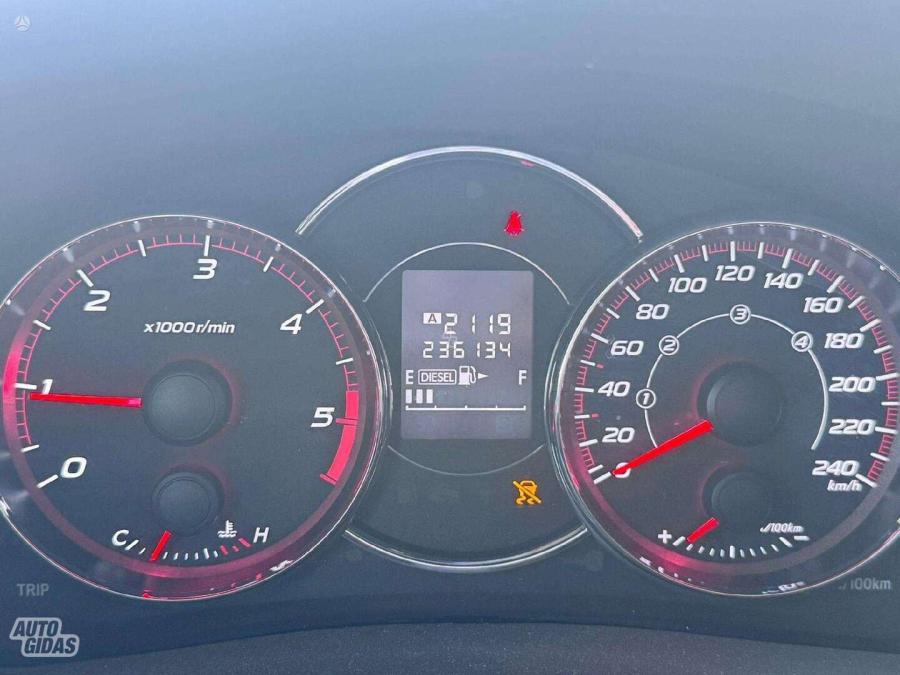Subaru Forester 2012 in Vilnius, with an engine capacity of 2.00 L and mileage of 236 thousand km for 2950 €, photo 15 on AUTOMOTO.COM.LV