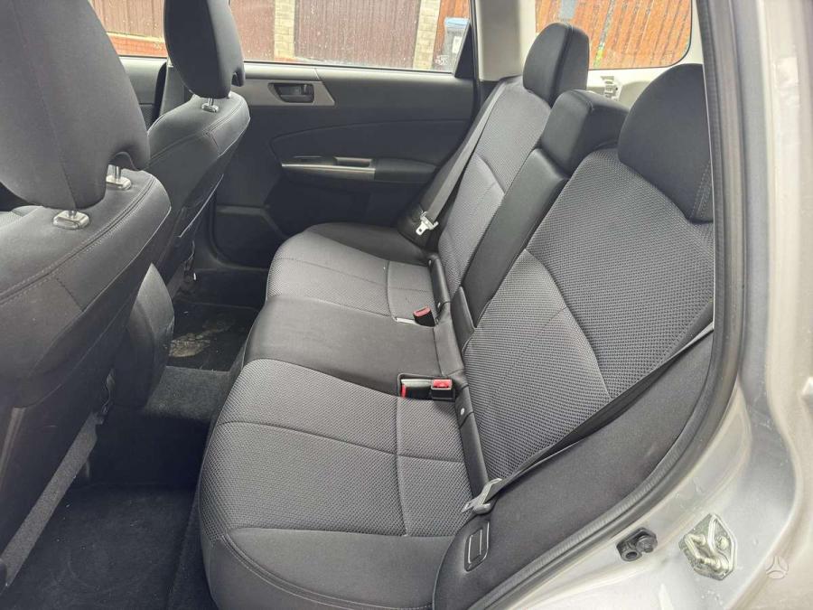 Subaru Forester 2012 in Vilnius, with an engine capacity of 2.00 L and mileage of 231 thousand km for 6050 €, photo 14 on AUTOMOTO.COM.LV