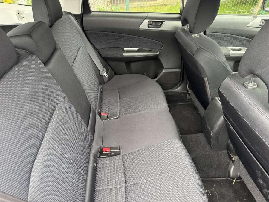 Subaru Forester 2012 in Vilnius, with an engine capacity of 2.00 L and mileage of 231 thousand km for 6050 €, photo 16 on AUTOMOTO.COM.LV