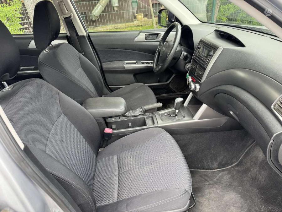 Subaru Forester 2012 in Vilnius, with an engine capacity of 2.00 L and mileage of 231 thousand km for 6050 €, photo 17 on AUTOMOTO.COM.LV