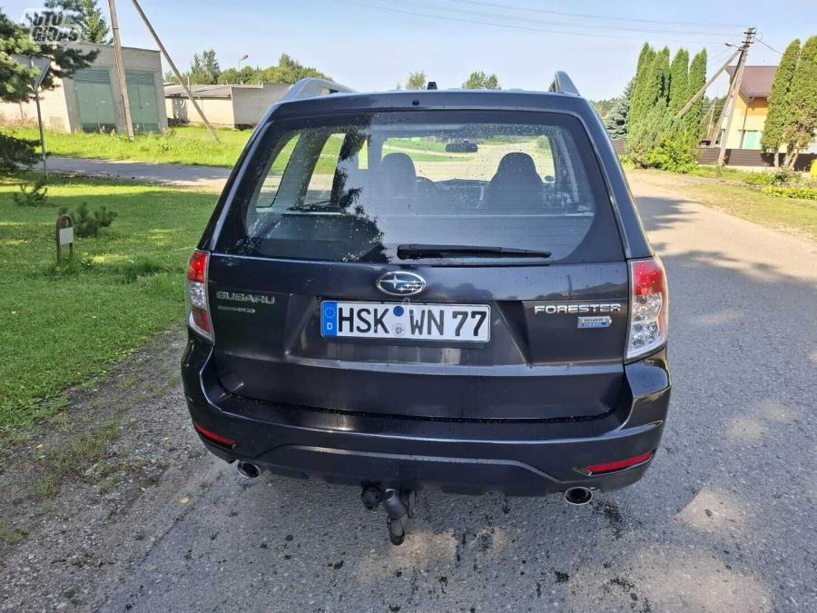 Subaru Forester 2012 Utena, ar dzinēja tilpumu 2.00 L un nobraukumu 211 tūkst. km par 3800 €, foto 5 vietnē AUTOMOTO.COM.LV